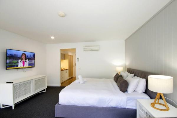 Bay View Style - Fairhaven