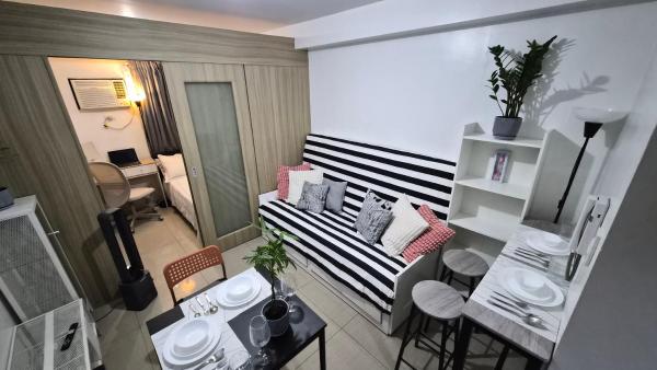 Shore Residences Tower D Near Airport & Mall Of Asia - Ninoy Aquino Airport (MNL)