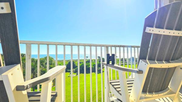 "Blue Horizon At Surf Club" Ocean Views 3rd Floor Corner Wraparound Balcony! - Palm Coast, FL