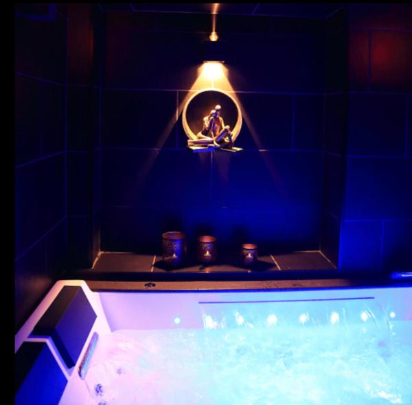 Apartment - Jacuzzi - Sauna - Voiron