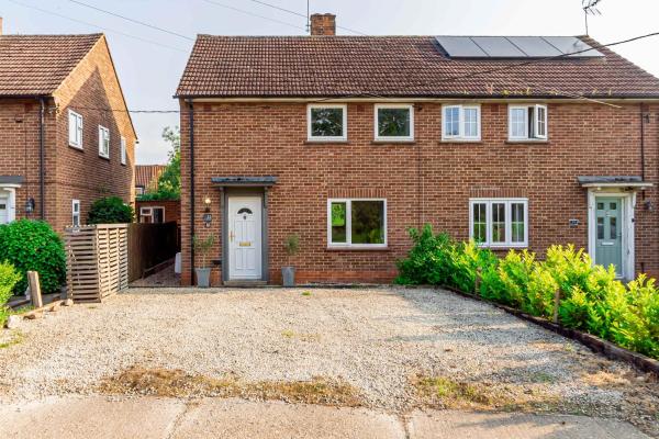 Beautiful 3 Bedroom Home With Parking & Garden - Mersea Island
