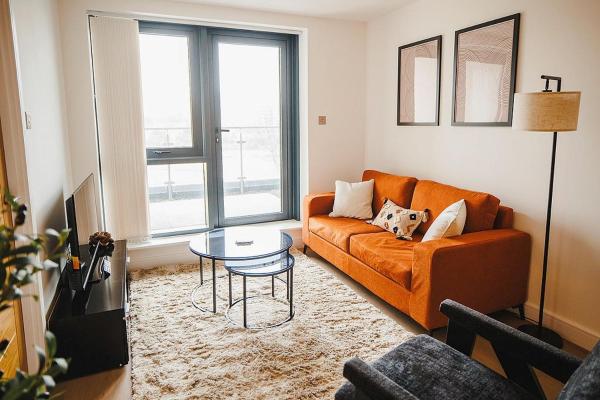 2 Bed Leeds Centre - Balcony & Free Parking - Leeds