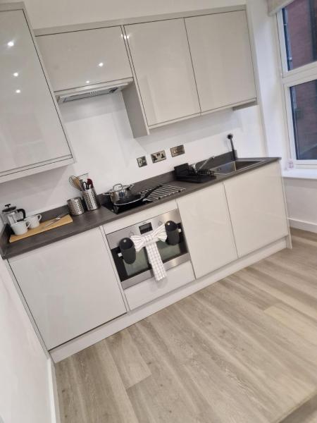 Modern 1-bed In Victorian Building, Bury - Bolton