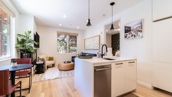 Aspen Hideaway By Avantstay Walk To Aspen Near Slopes Pool Hot Tub Access - Aspen