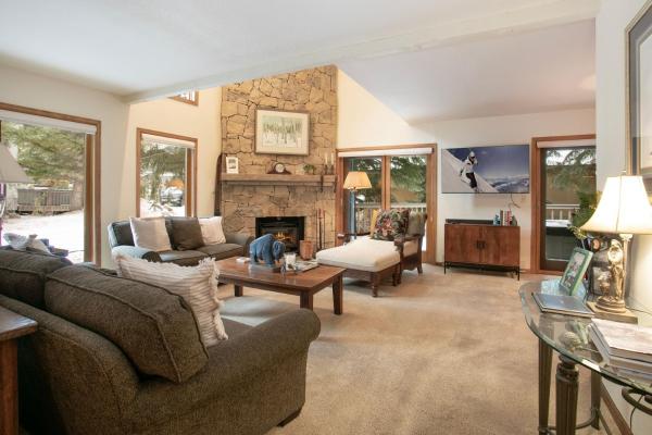 I1 Gore Creek Meadows Townhouse - Vail, CO
