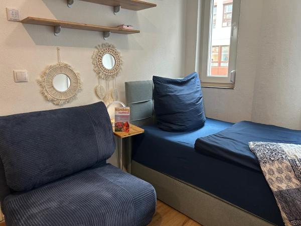 Modernesminizimmer-stadtnah-selfcheckin-parkplatz - Erlangen