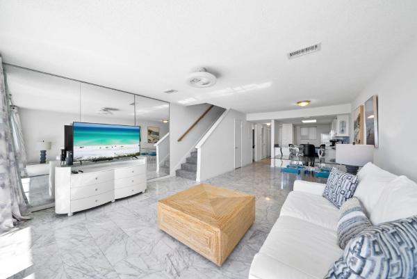 Seacrest 8 L Beachfront L Bike To Alys And Rosemary Beach - Alys Beach, FL