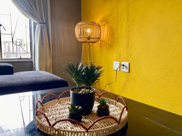 Unit 2 Travershub Sleeps 6 Self-catering Group Belhar, Ct - Western Cape