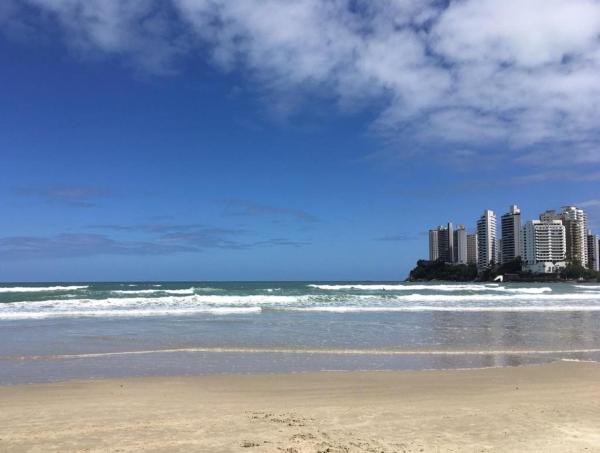 Apto 2 Dormitórios Frente Mar Asturias Guarujá - Santos