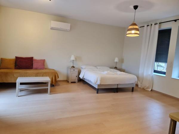 Les Fenêtres Du Parc - Auxonne