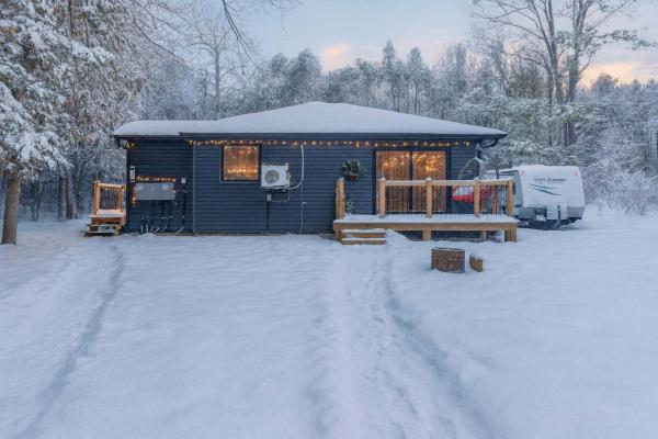 3-bedroom Villa In Lakefield #15 - Peterborough, ON, Canada