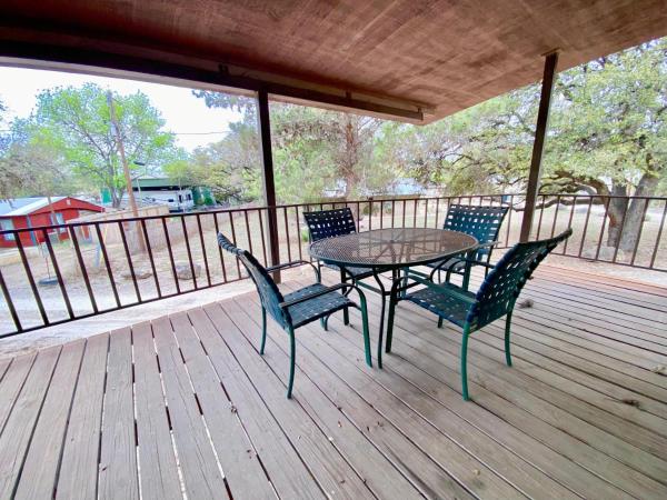 Shady Oak - Concan, TX
