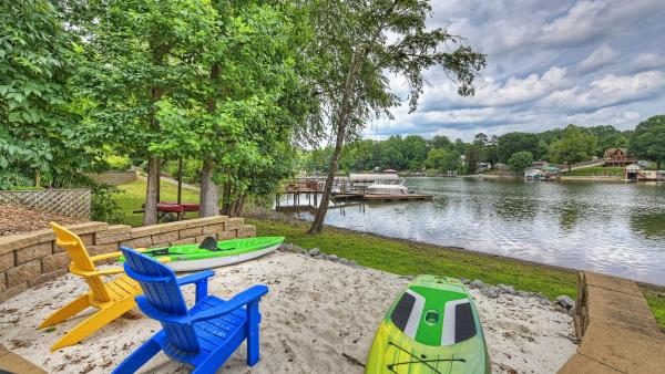 Lakefront W Private Dock Hot Tub Pontoon Rental Butler Bliss By Avantstay - Denver, NC