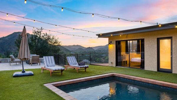 Designer Retreat W Pool Firepits Panoramic Views The Lake House At Malibu - Agoura Hills, CA
