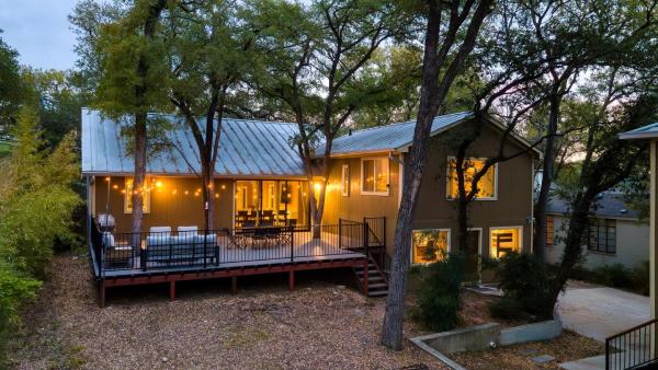 Austin Retreat W Game Room Casita Ev Charger Cedar Stone By Avantstay - Austin, TX