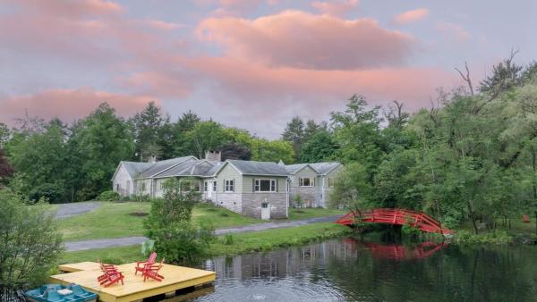 Game Farm Villa By Avantstay 10bdr Private Pond Spa Pool Family-friendly - Catskill, NY