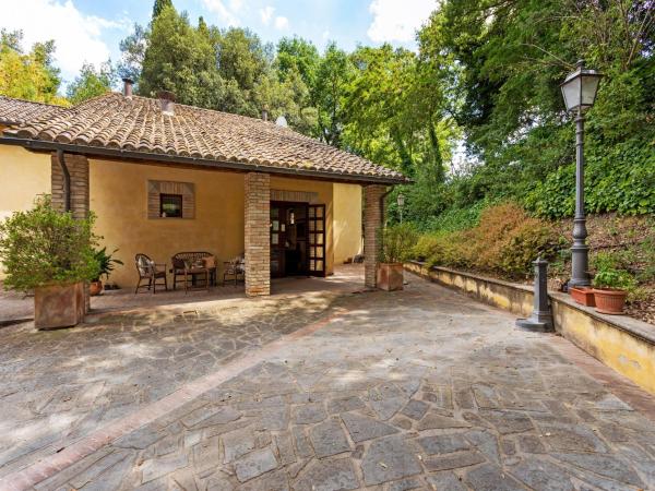 House In Umbria With Pool & Garden Views - Perugia