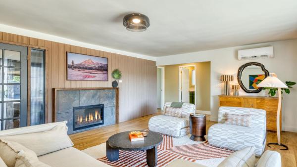 Walk To Beach Shops Fireplace Patio Dining Firepit At Manzanita Ave. - Manzanita, OR