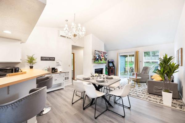 Serene 2br2ba Single-floor Home W 3 Ac Near Mall - Mukilteo, WA