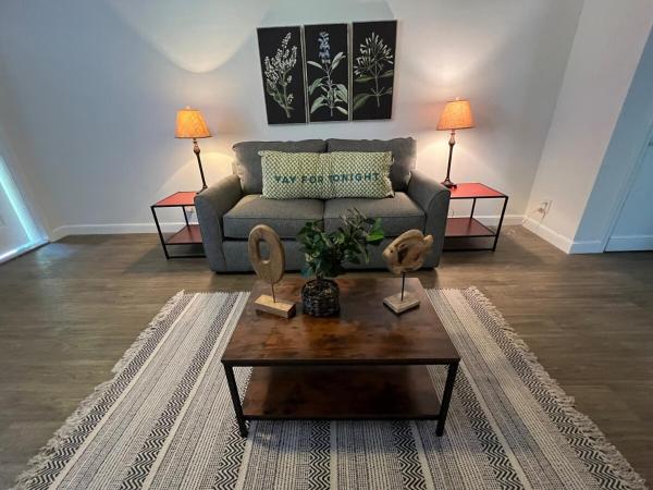 Cozy One-bedroom Beach Apartment On Singer Island - Riviera Beach, FL