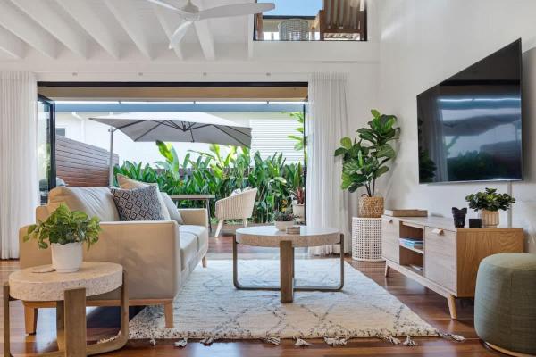 Modern & Stylish On Noosa River - Eumundi