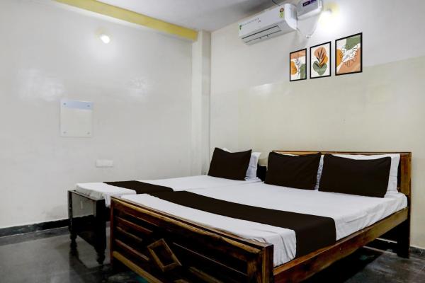 Hotel O Yogeshwar Guest House - India