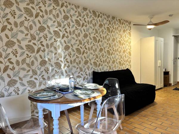 Hye353g-a15 Hyères - Giens Beau 2 Pièces Avec Jardinet 4 Pers Piscine - Presqu'île de Giens