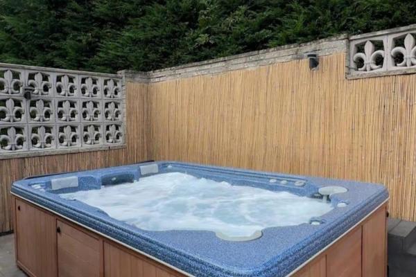 Rentmyspahome With Swimming Pool Hottub And Sauna - Sheffield
