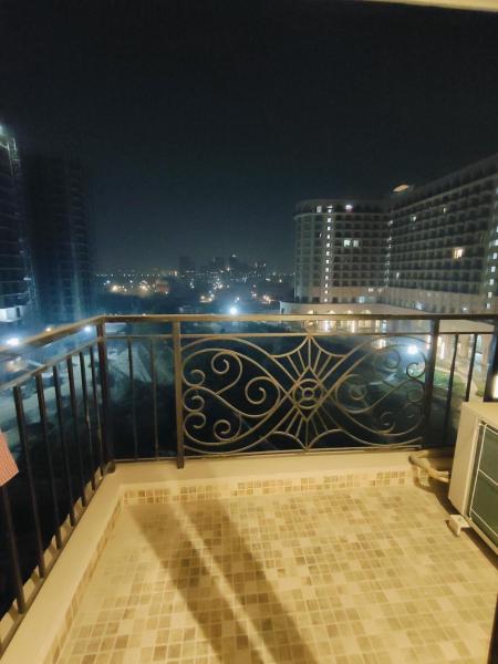 Hotel Four Season - Gomtinagar - Lucknow - Lucknow