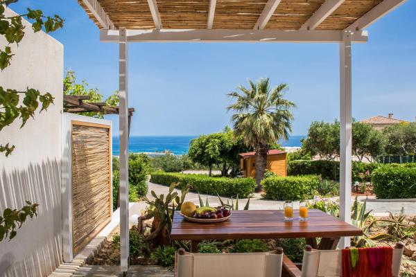 Almyra Little Seaside Villa In Hersonissos - Hersonissos