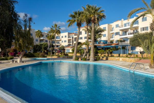 H&o Brinny Breeze Apartment Near Beach - Paphos