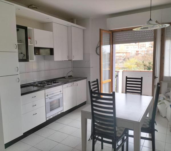 S355 - Sirolo, Ampio Trilocale Con Terrazzo E Posto Auto - Ancona