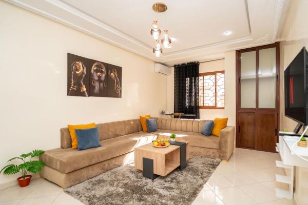 Appartement Plage à Vos Pieds, Gare à 5 Min Et Parking Gratuit - Tangier