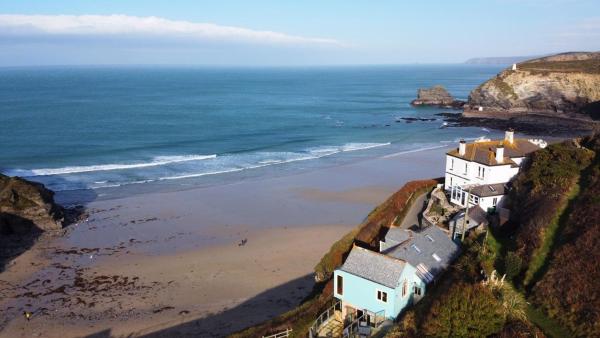 Oceans Edge - Portreath