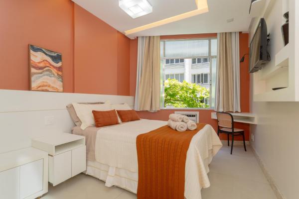1 Minuto Da Praia - Quarto De Casal - Sofá Cama Na Sala - Portaria 24 Horas - 2 Tvs - Copacabana
