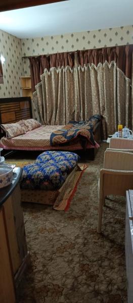 Comfortable Studio With Parking And Hot Water In Murree - Pakistan