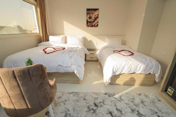 First Site Of Pyramids View & Jacuzzi - Gizeh