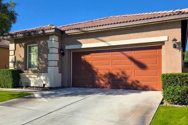 On Golf Course Quiet Indio Home With Pool Access! - Coachella, CA
