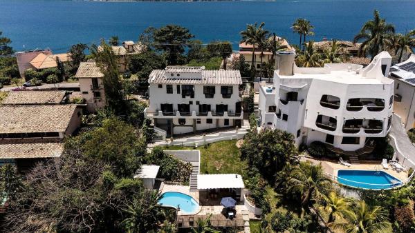 Casa Com Vista Para A Praia E ÁRea Gourmet - São Sebastião