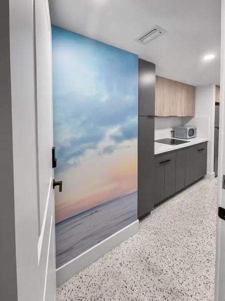 Remodeled Apartment In Central Location - Pinecrest, FL