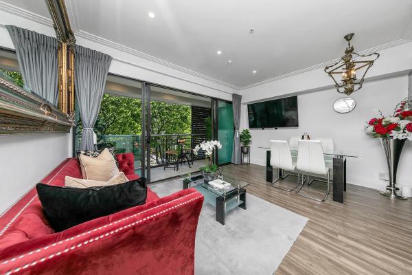 Spacious Sky Tower View! - Auckland