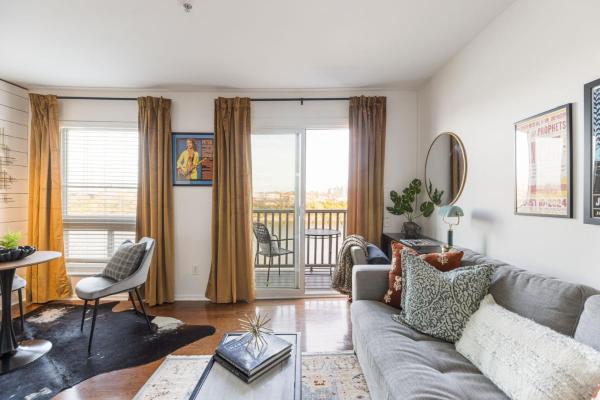 Downtown Nashville Riverfront Unit 790 - Nashville, TN