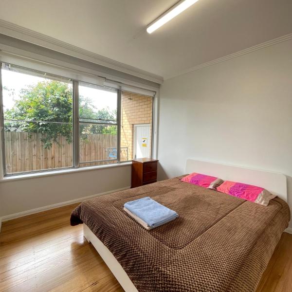 Budget-friendly Room Near Sunshine Station To Cbd - Tottenham