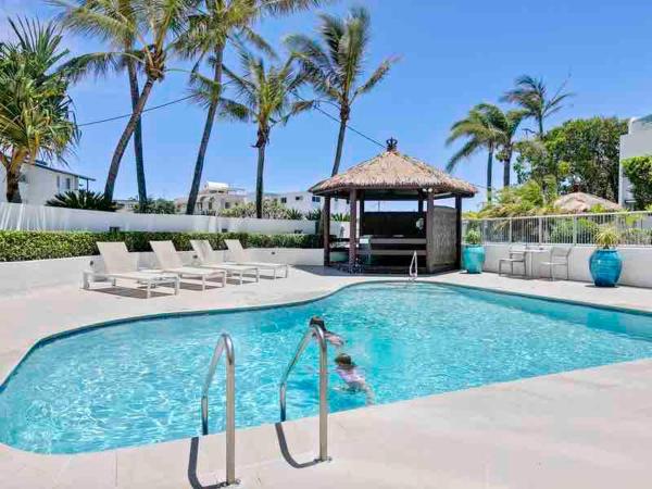Beach Side Cotton Tree Family Friendly Resort - Mooloolaba
