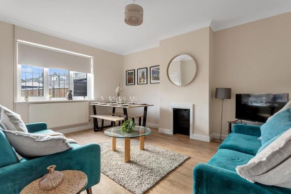 Bright 3-bedroom House Close To Canary Wharf - London, UK
