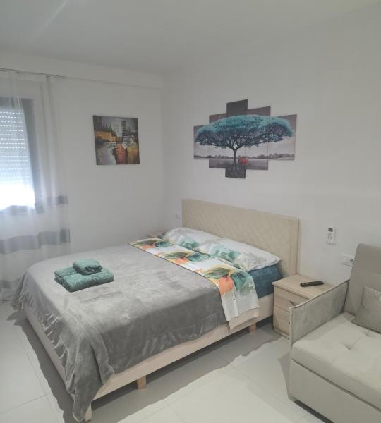 Aj Guesthouse - Tirana