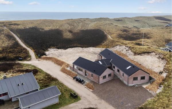 Beach Front Home In Hvide Sande With Sauna - Hvide Sande