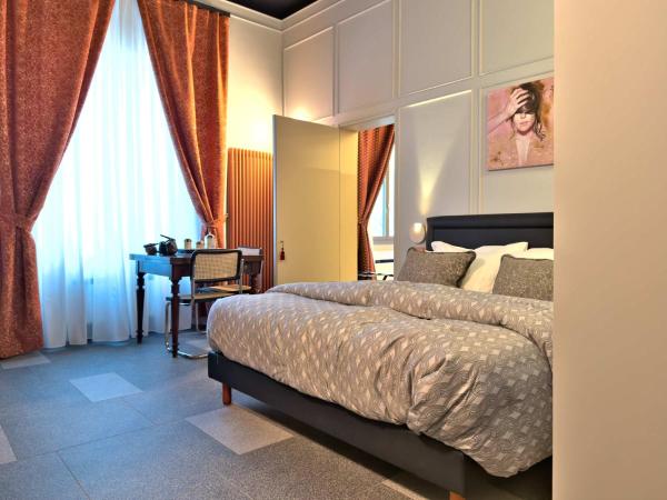 Cinisca Suite Blue - Bolonia