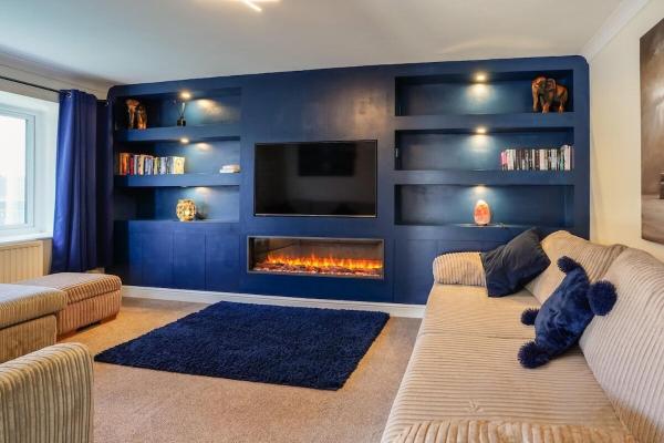 Spacious 4 Bed House - Sleeps 8 - Lowestoft