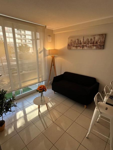 Depto Excelente Ubicacion Con Estacionamiento - La Serena